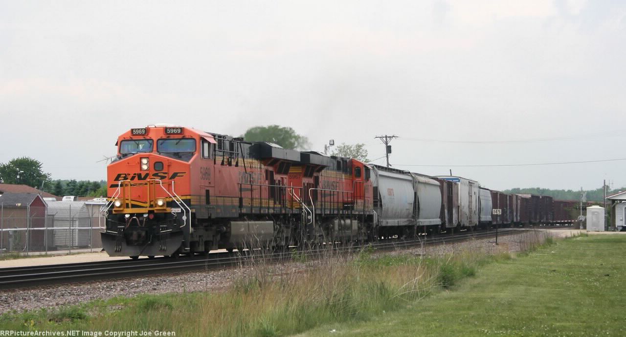 BNSF 5969